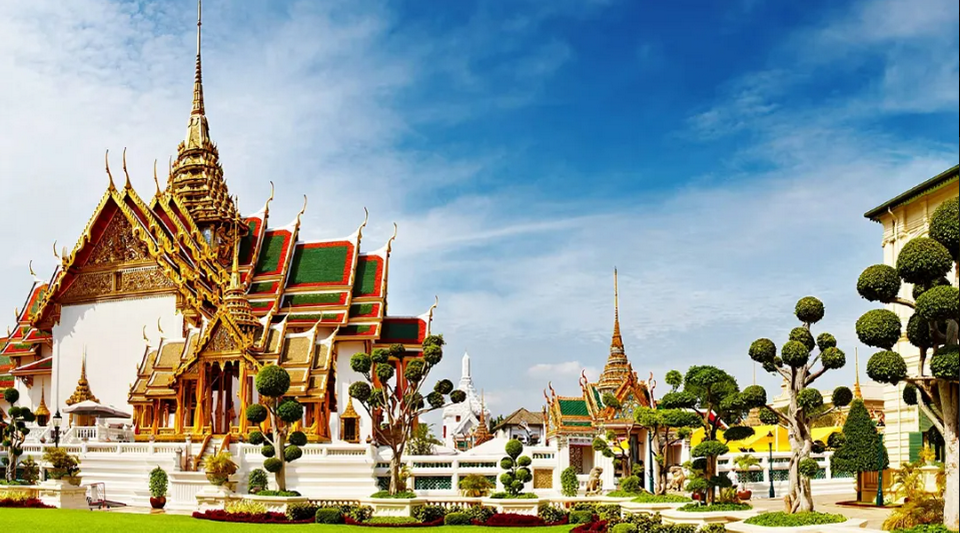 Book 3 iconic temples tours :Join Tour at Grand Palace + Wat Arun + Wat ...
